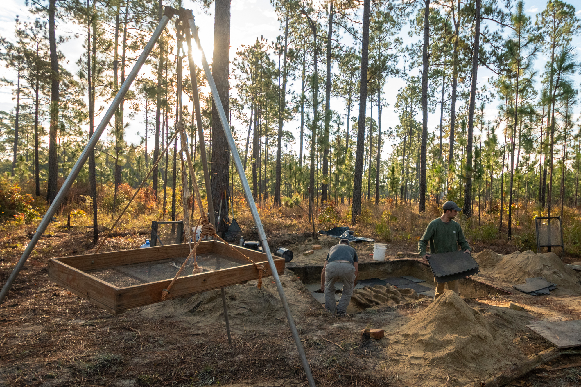 Honoring Heroes - Azalea Magazine